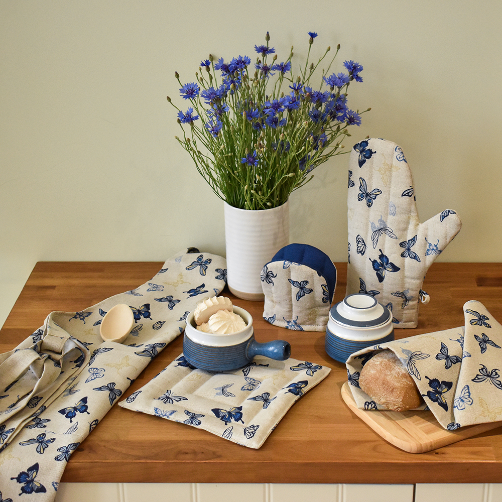 Mini mitten Blue butterflies | Linen By Linas